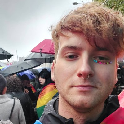 Riot Shields und Homopop - EuroPride 2022 in Belgrad